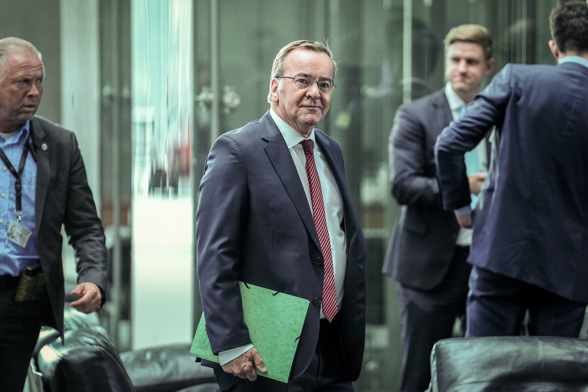 German defence minister proposes 'selective' military service system ...